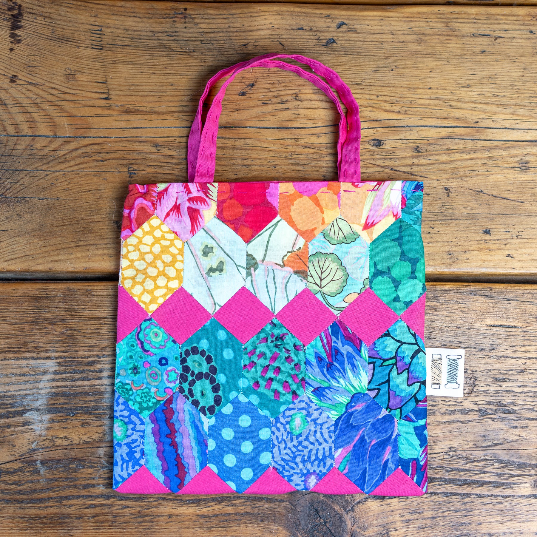 English Paper Pieced Project Bag Kit – The Last Homely House