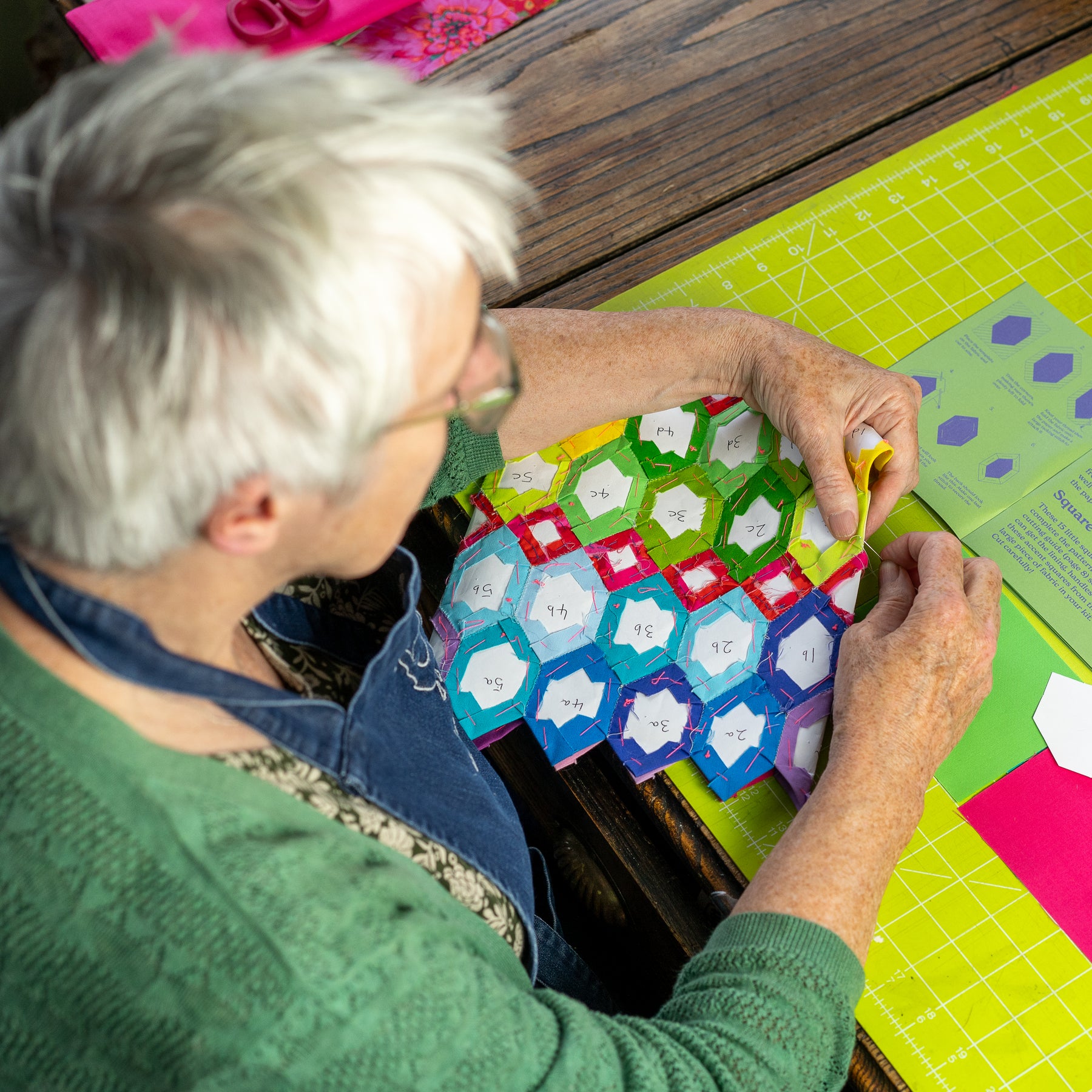 English Paper Pieced Project Bag Kit – The Last Homely House